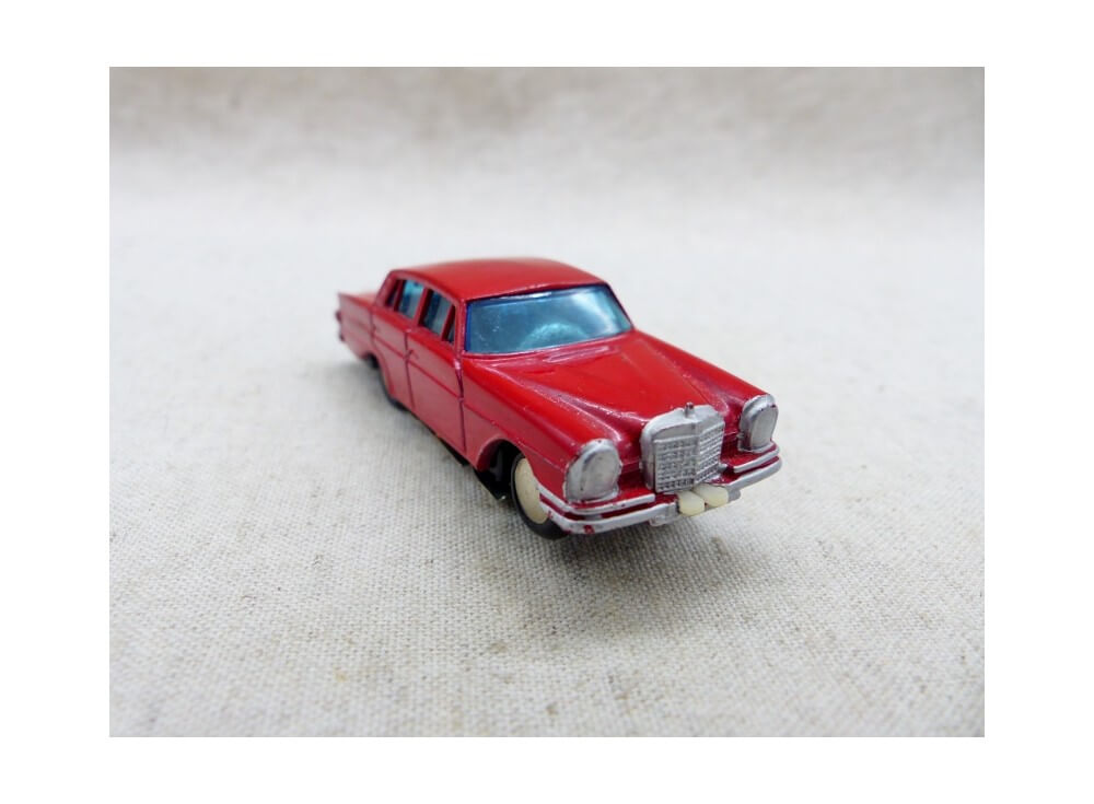 Rasant Mercedes 250 SE Ho Slot Car