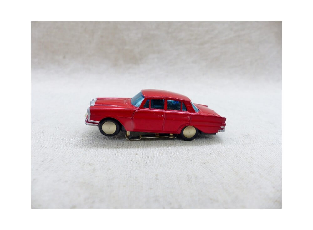 Rasant Mercedes 250 SE Ho Slot Car