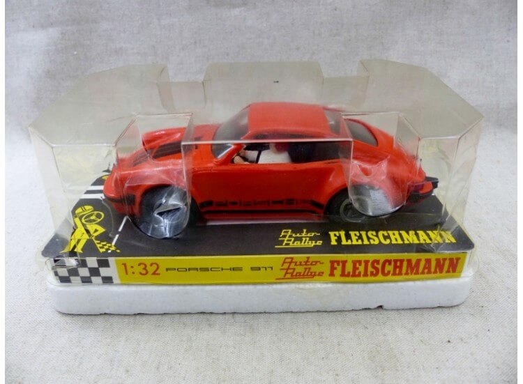 Fleischmann Auto Rallye 3227 Porsche 911 Monte Carlo avec boite