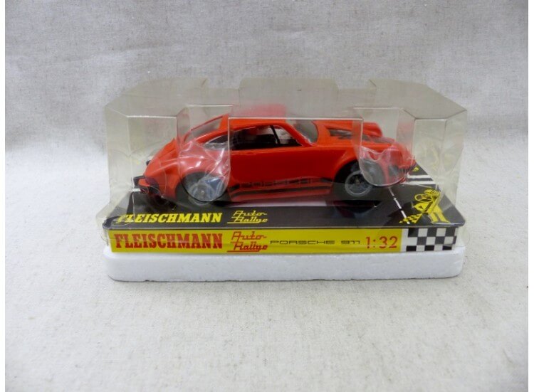 Fleischmann Auto Rallye 3227 Porsche 911 Monte Carlo avec boite